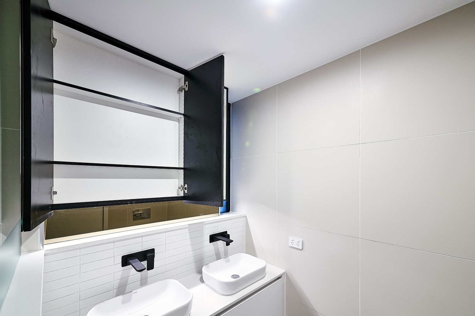 Civic Shower Screens And Wardrobes | Inline Shower Screens